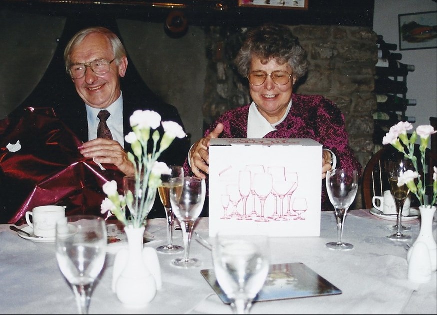 Ian Volans is fundraising for Alzheimer's Research UK