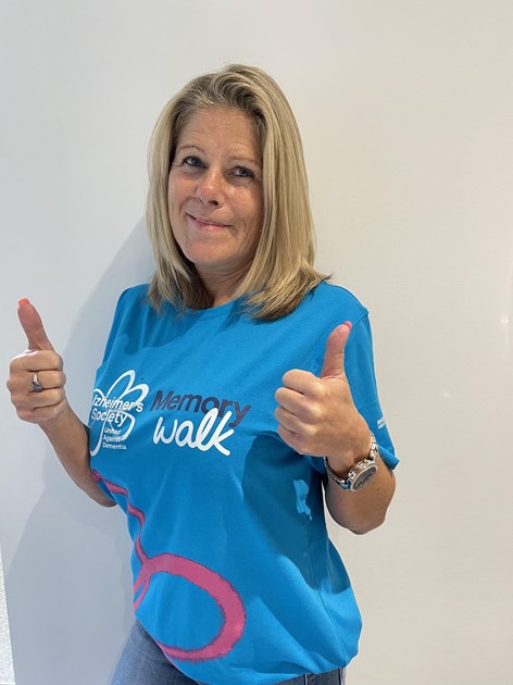 Tracey Clarke is fundraising for Alzheimer's Society