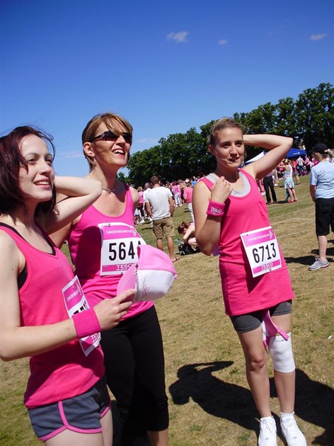 Carla Washbourne is fundraising for Cancer Research UK