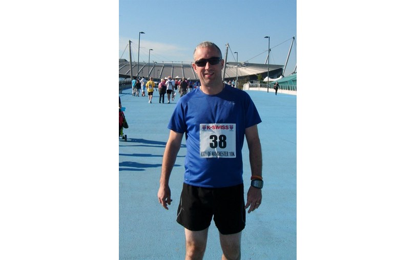 Simon Rushton is fundraising for Schools for Kenya