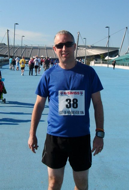 Simon Rushton is fundraising for Schools for Kenya