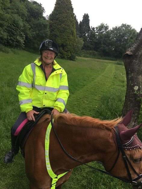 deborah Marsh is fundraising for Cancer Research UK