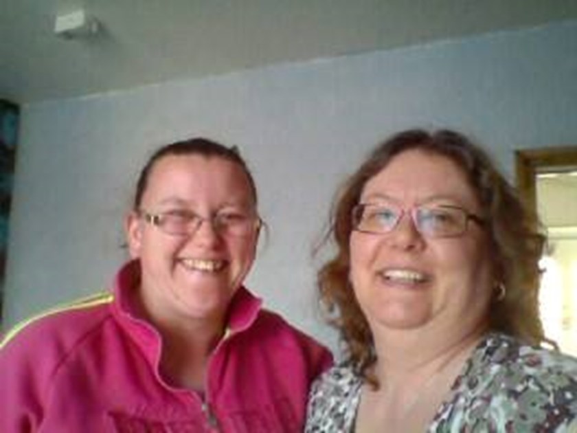 Helen Giddings is fundraising for Young Lives vs Cancer