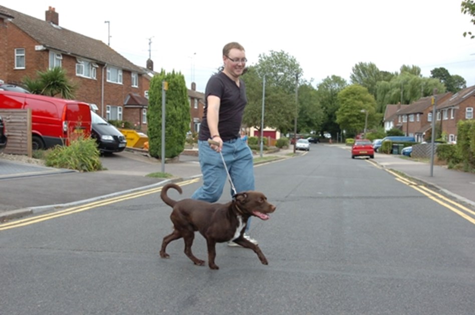 Jonathan Saunders is fundraising for Iain Rennie Hospice At Home