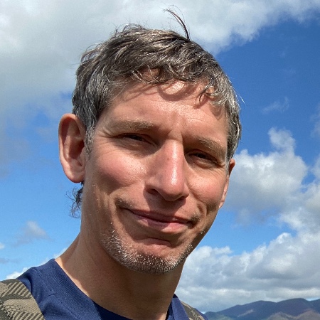 Phil Bloomfield is fundraising for Encephalitis International