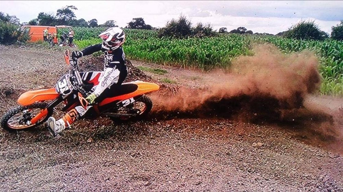 Leighton Griffiths is fundraising for St Peter's Hospice