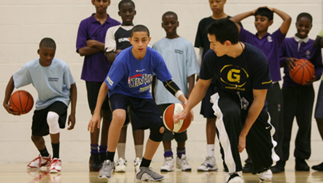 Alexandra Chalat is fundraising for Greenhouse Sports