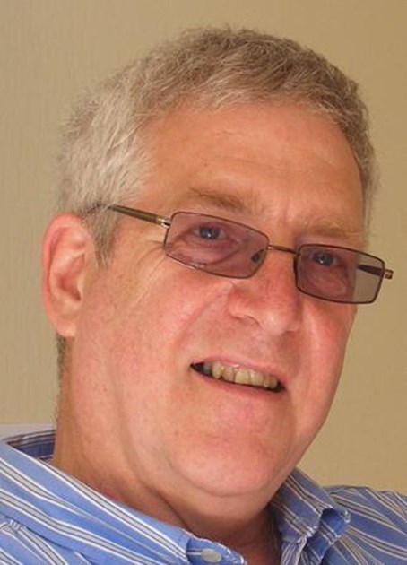 Peter Ayres is fundraising for Centrepoint