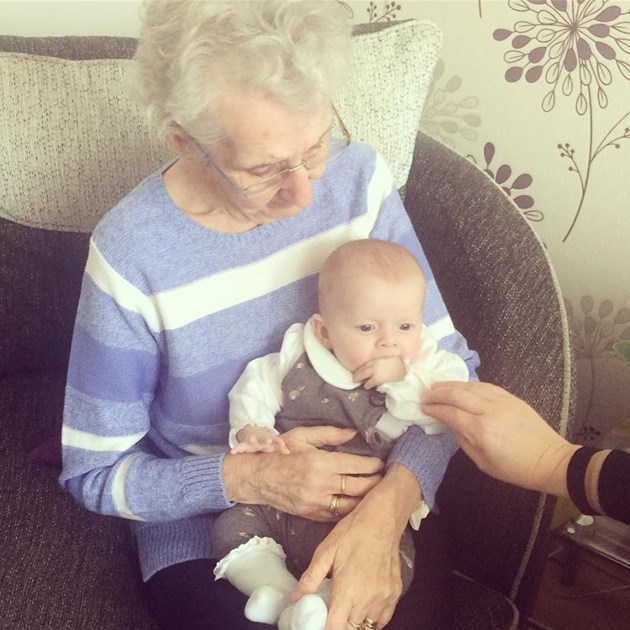 Isla Walls is fundraising for Alzheimer's Society