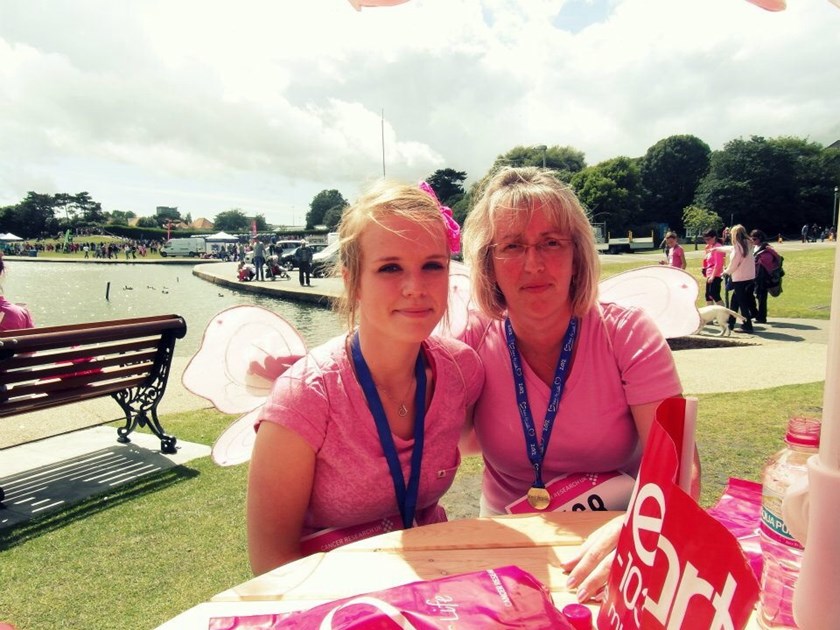 Julie Godwin is fundraising for Cancer Research UK