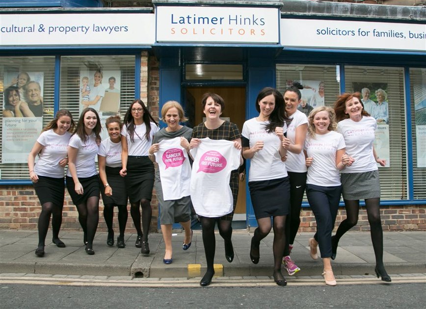 Andrea Tobin is fundraising for Cancer Research UK