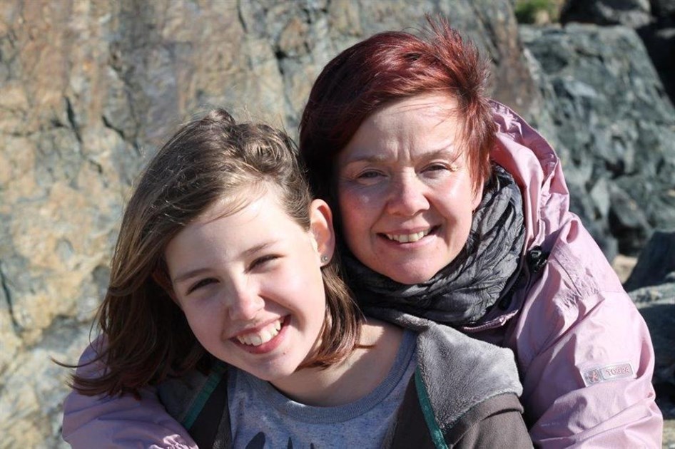 Emma Hedger is fundraising for Cancer Research UK