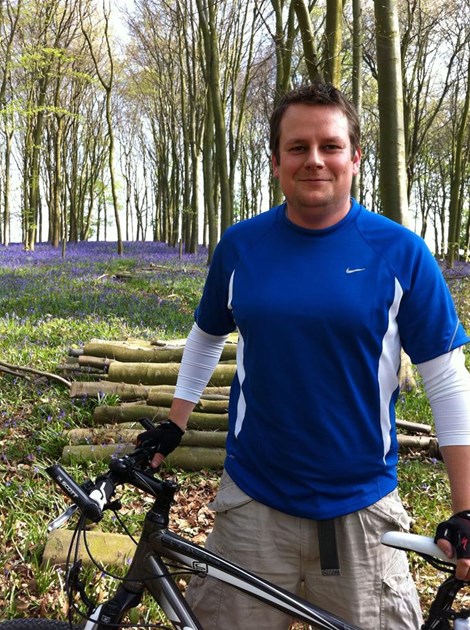 Dave Bloor is fundraising for Motor Neurone Disease Association