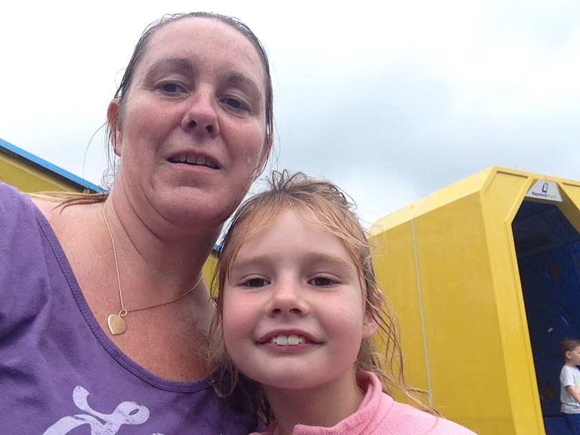 Victoria Forster is fundraising for Cancer Research UK