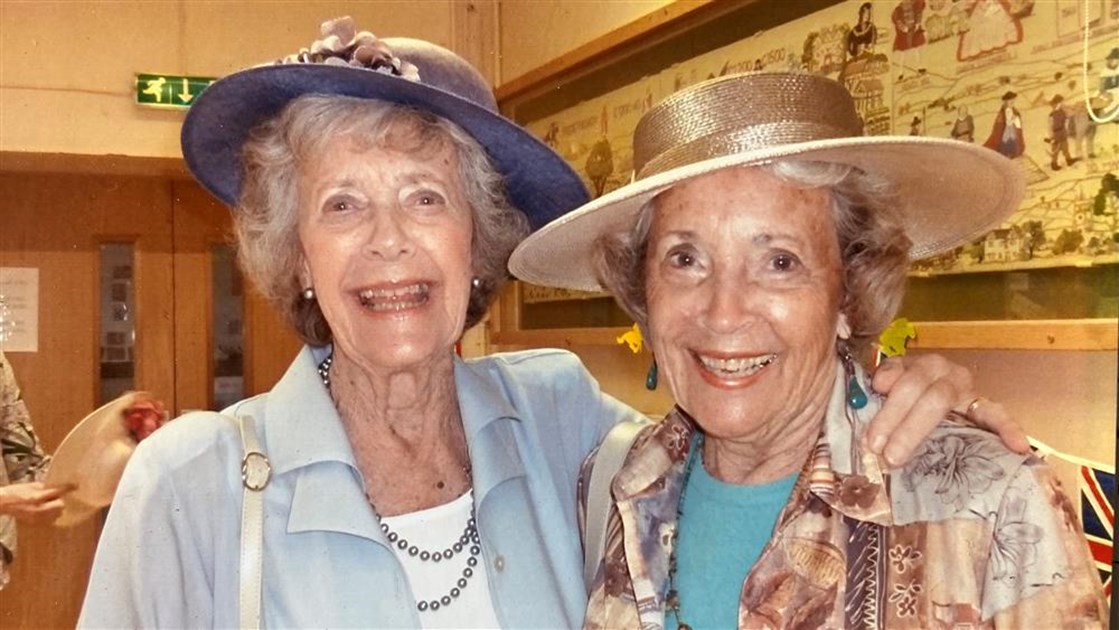 Andrew Papadopoulos is fundraising for Cancer Research UK