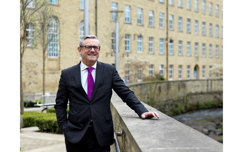 Simon Pringle is fundraising for Macmillan Cancer Support