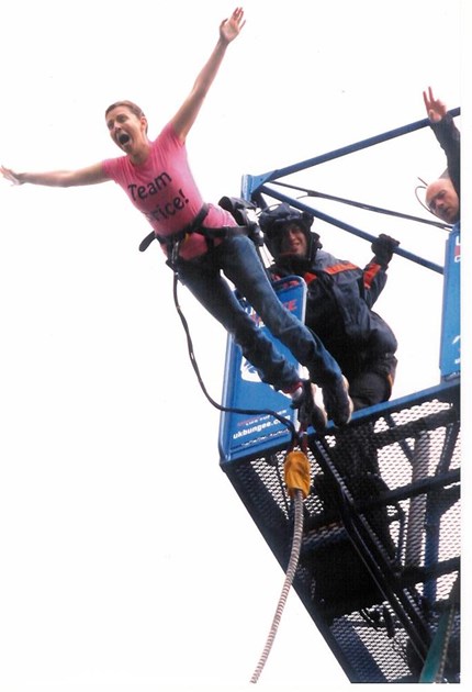 Kathy Lee-Rimmer is fundraising for St Nicholas Hospice