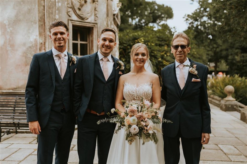 Adam Lewin is fundraising for Macmillan Cancer Support