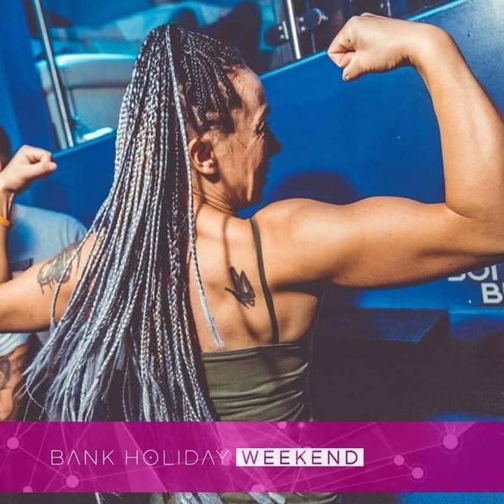 Alexandra Hub is fundraising for Cancer Research UK