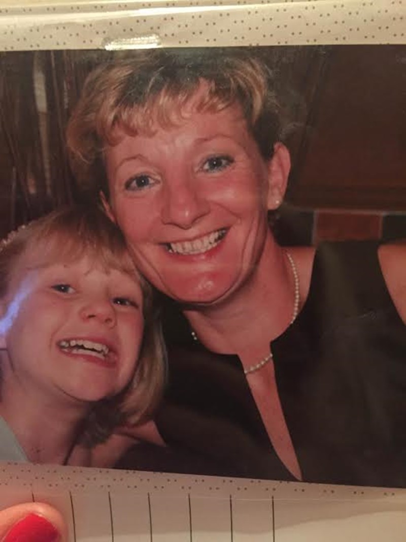 Rebekah Sharp is fundraising for Macmillan Cancer Support