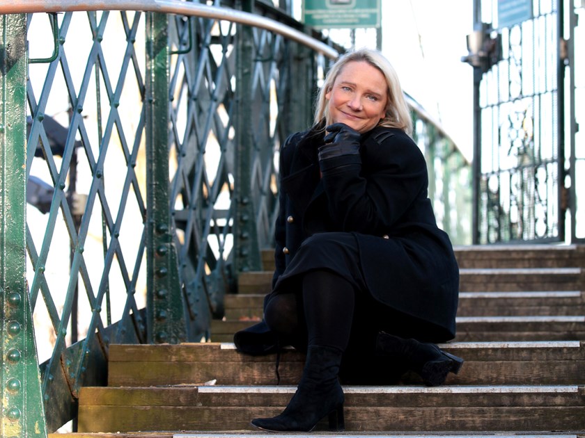 Lynn Parsons is fundraising for Cancer Research UK