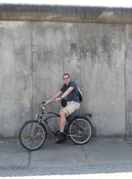 Andrew Clowes is fundraising for British Heart Foundation