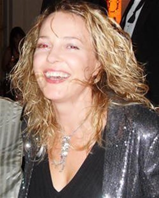 Michaela Wright is fundraising for First Direct and Childline