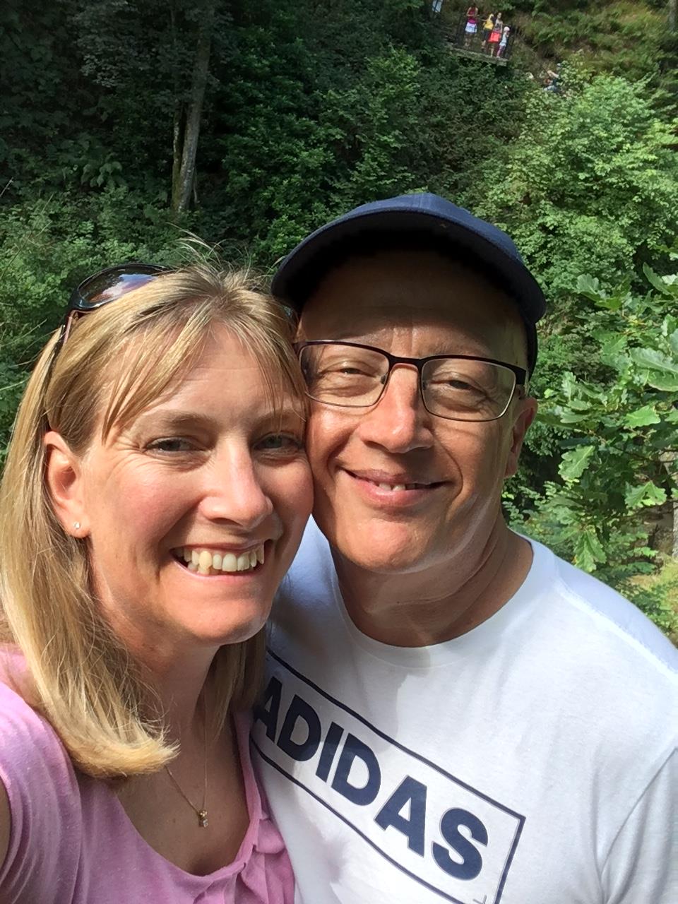 Howard and Karen Sears is fundraising for Alzheimer's Society