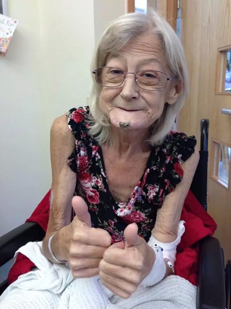 Lisa Atkins is fundraising for Cancer Research UK