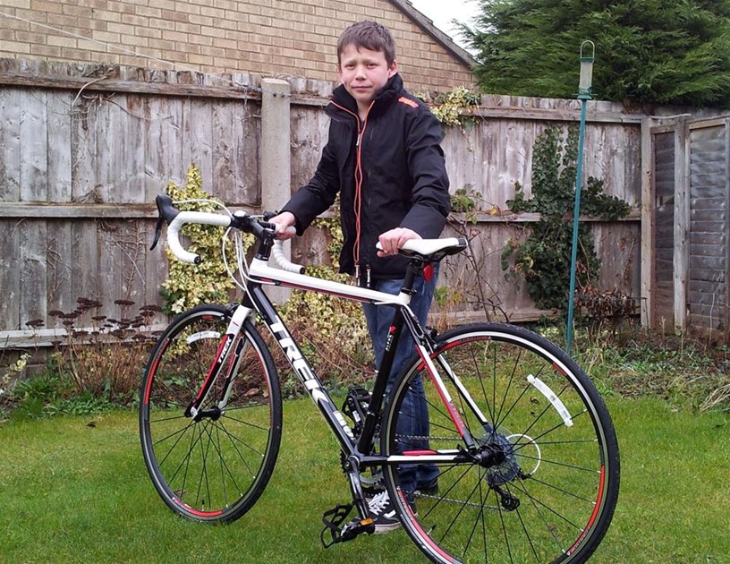 Cameron Denchfield is fundraising for War Child