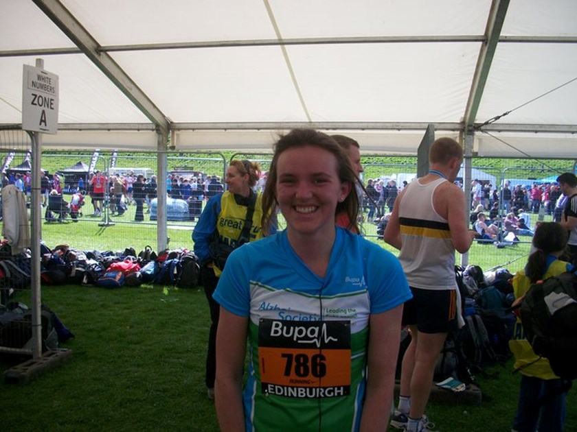 Laura Singleton is fundraising for Cancer Research UK