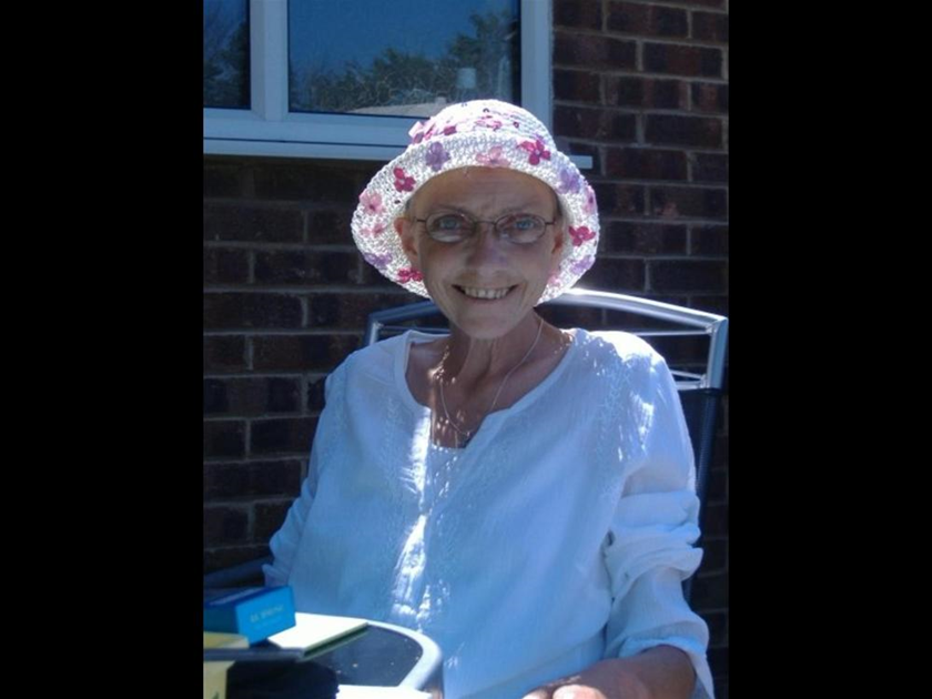 Emma Darby is fundraising for Cancer Research UK