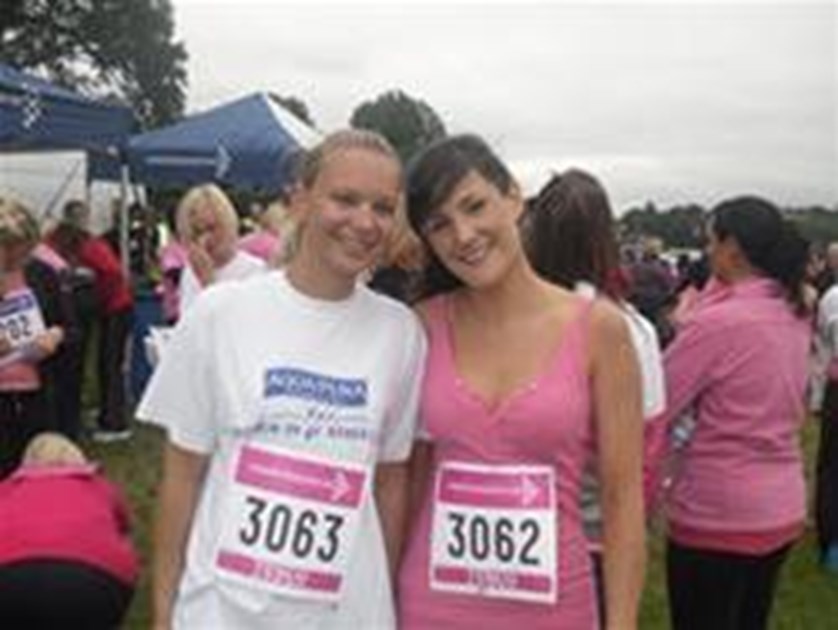 Rachel Ratcliffe is fundraising for Cancer Research UK