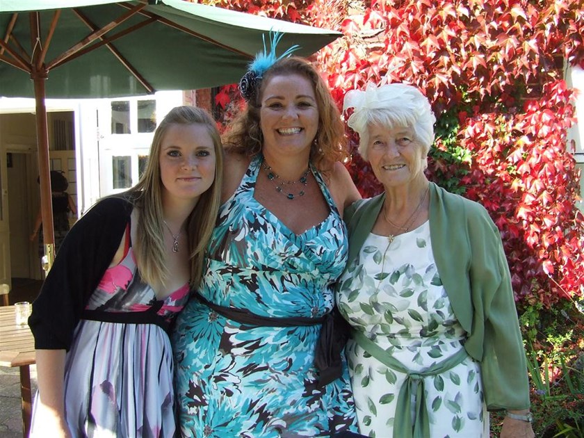 Janet stockley-pollard is fundraising for O.A.C.S.