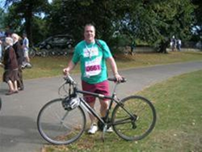 steve udall is fundraising for Richard House Trust