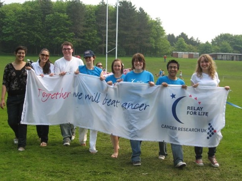 Meer Shah is fundraising for Cancer Research UK