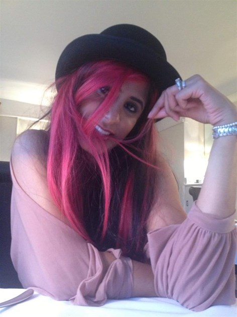 Aliya Rashid-Taylor is fundraising for Macmillan Cancer Support