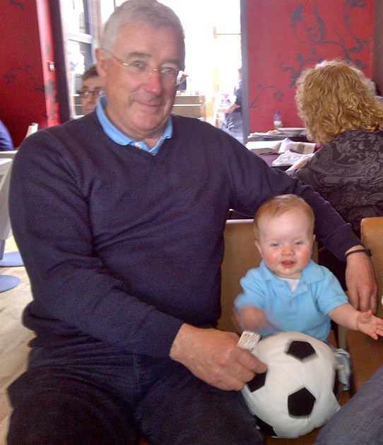 Christopher Budd is fundraising for Cancer Research UK