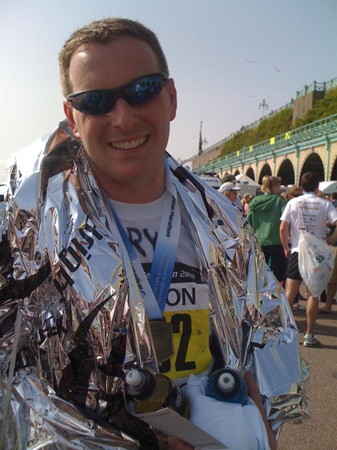 Gary Whiteley is fundraising for Cancer Research UK