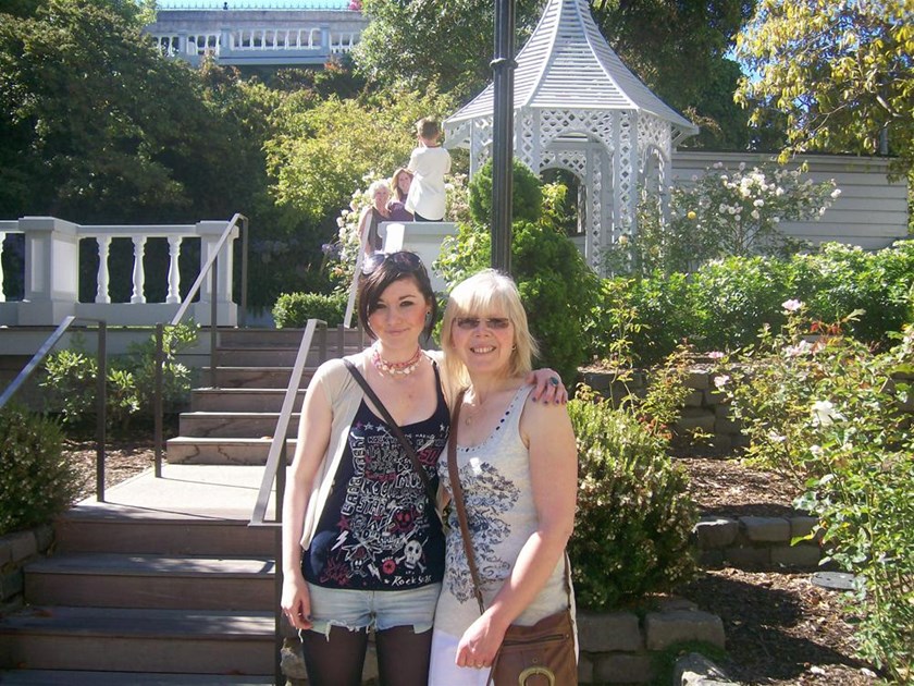 Lucy Fowler is fundraising for Cancer Research UK