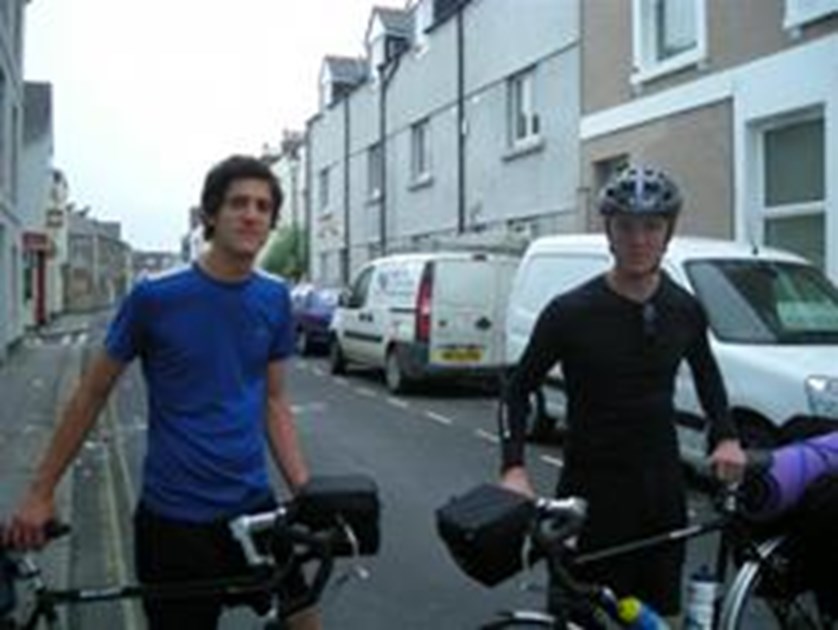 Steven Weller is fundraising for Cancer Research UK