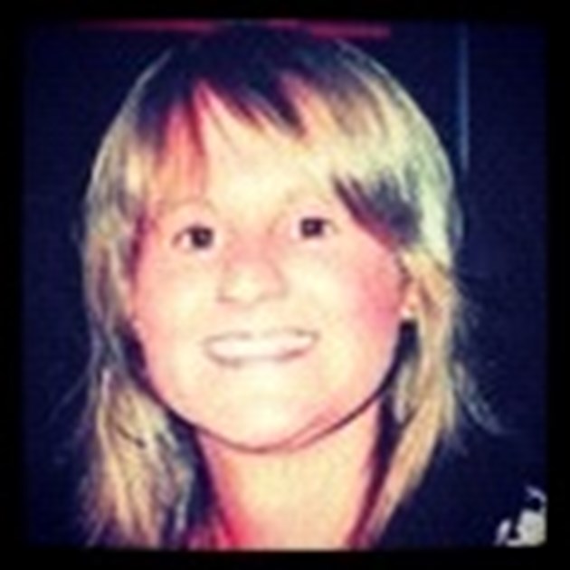 Kelly Roscoe is fundraising for Cancer Research UK