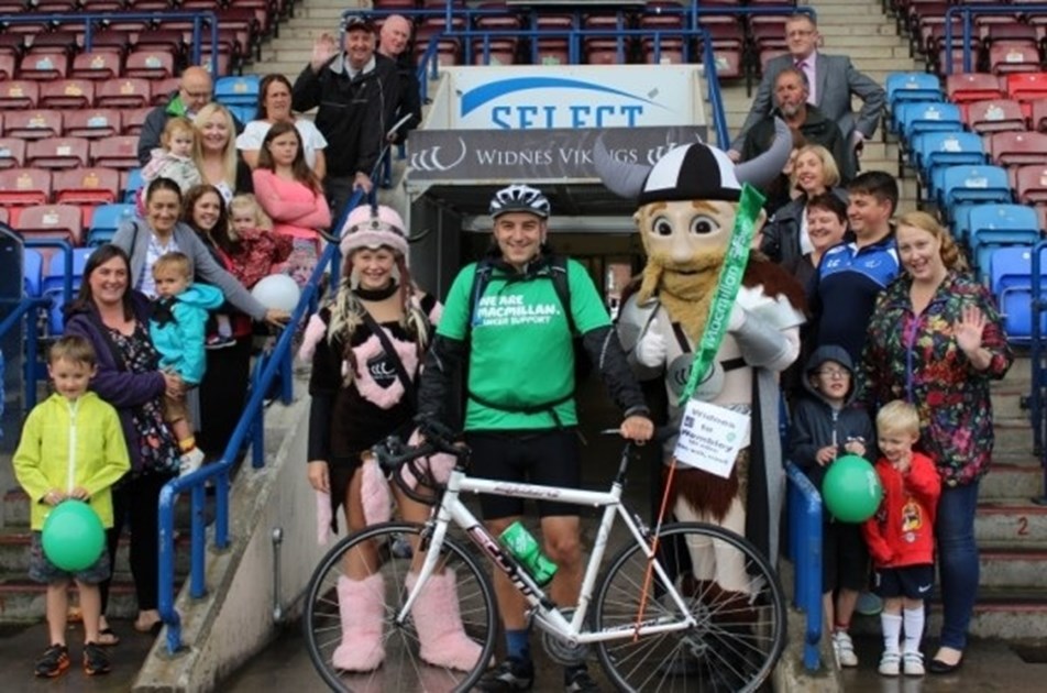 Robert Hulme is fundraising for Macmillan Cancer Support