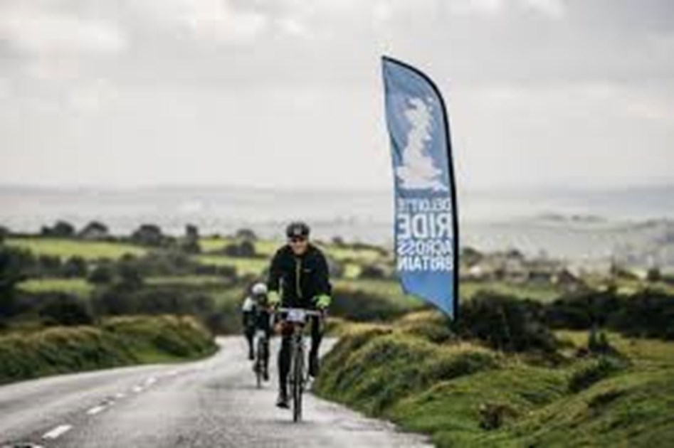 Robbie MacKillop is fundraising for Advanta Foundation