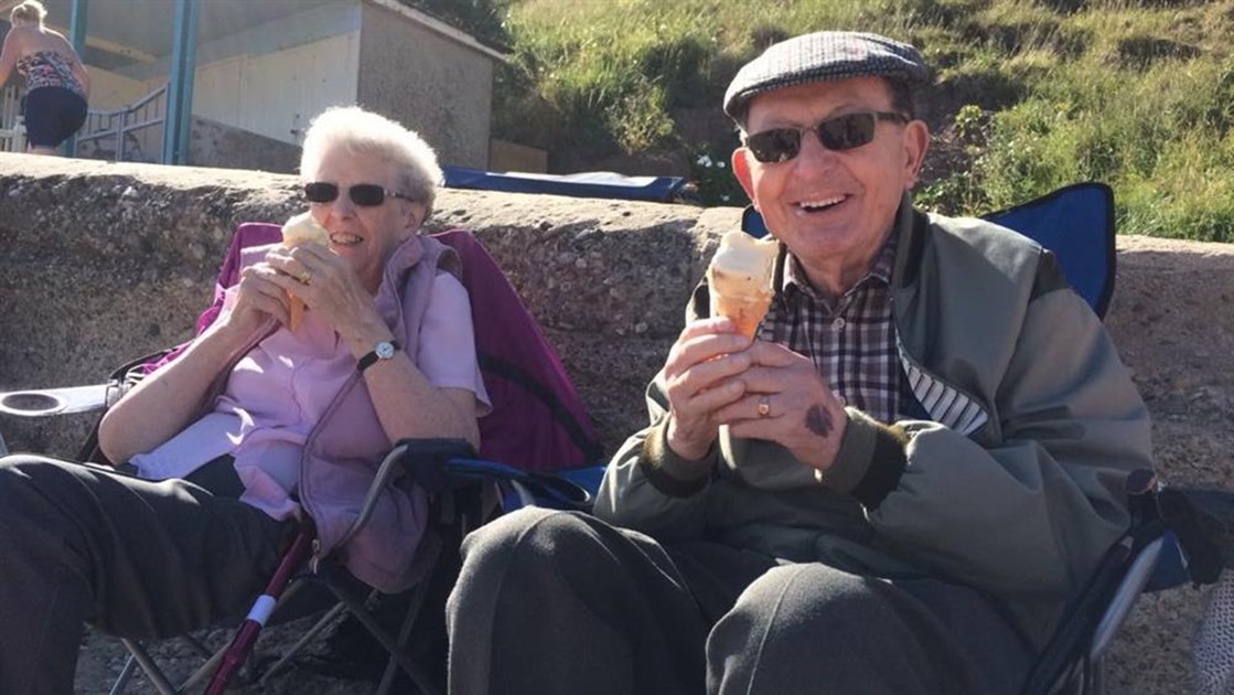 Emma Aspinall is fundraising for Alzheimer's Research UK