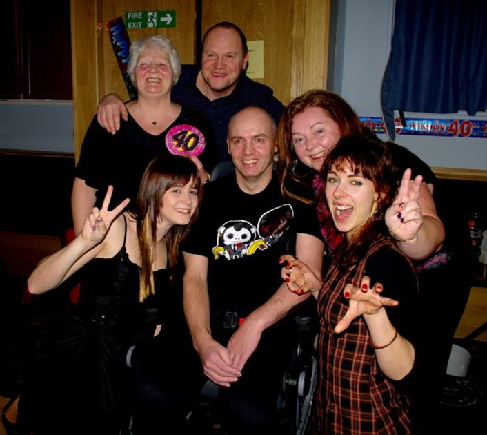 Amy McIntyre is fundraising for The Ayrshire Hospice