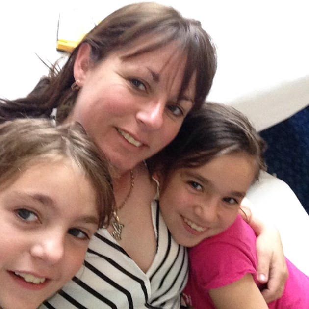 Kelly Lovick is fundraising for Cancer Research UK