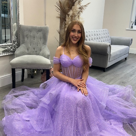 Ffion colwill is fundraising for Cancer Research UK