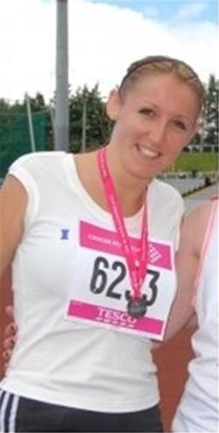 Michelle Dignan is fundraising for Cancer Research UK
