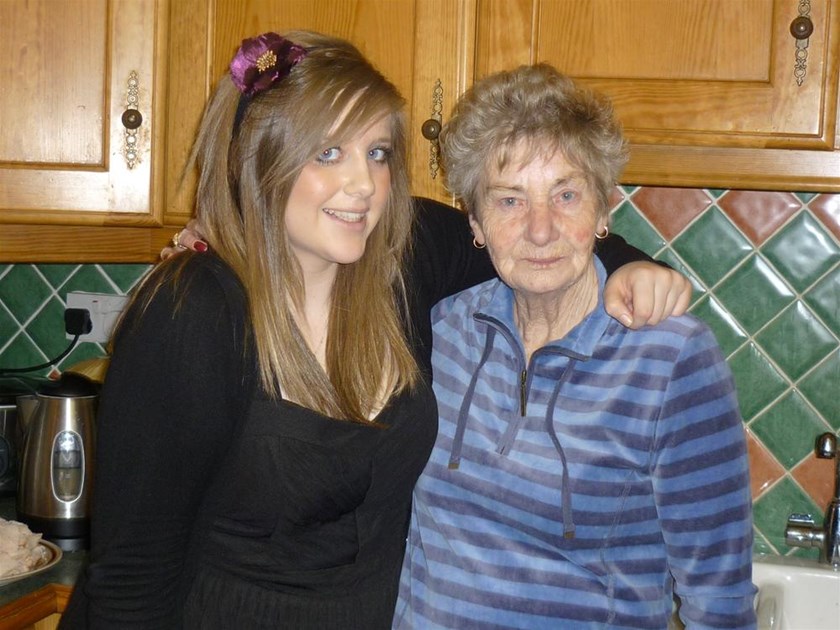 Ellie Sharpe is fundraising for Cancer Research UK